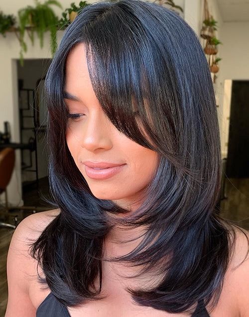 Smart-Fit Pull Go Wig Oval Layers Haircut Wig With Curtain Bangs ...